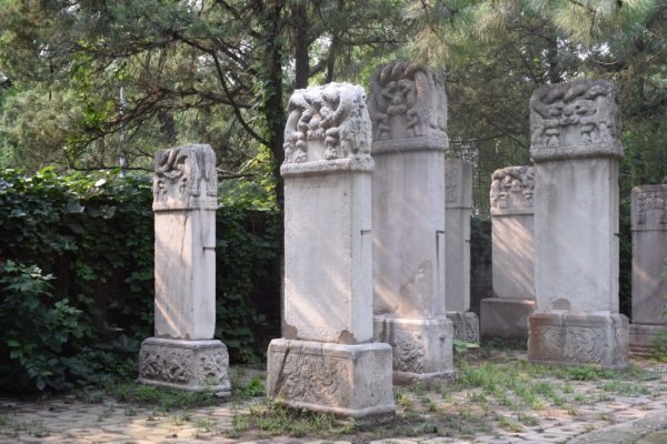 Day #4: The Jesuit cemetery in Beijing - Two Girls on Expedition in China