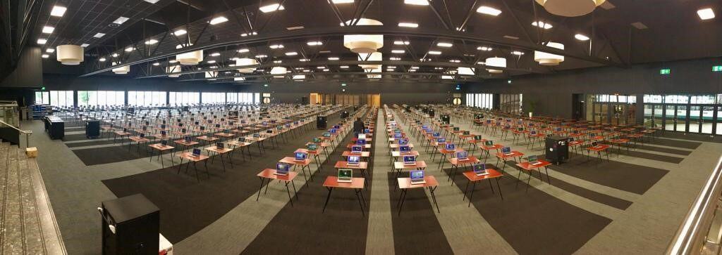 Update on our Chromebooks for digital assessment - Maastricht ...